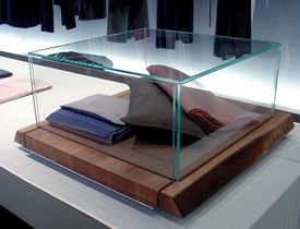 RACHEL WARE - Furniture & Interior Designer